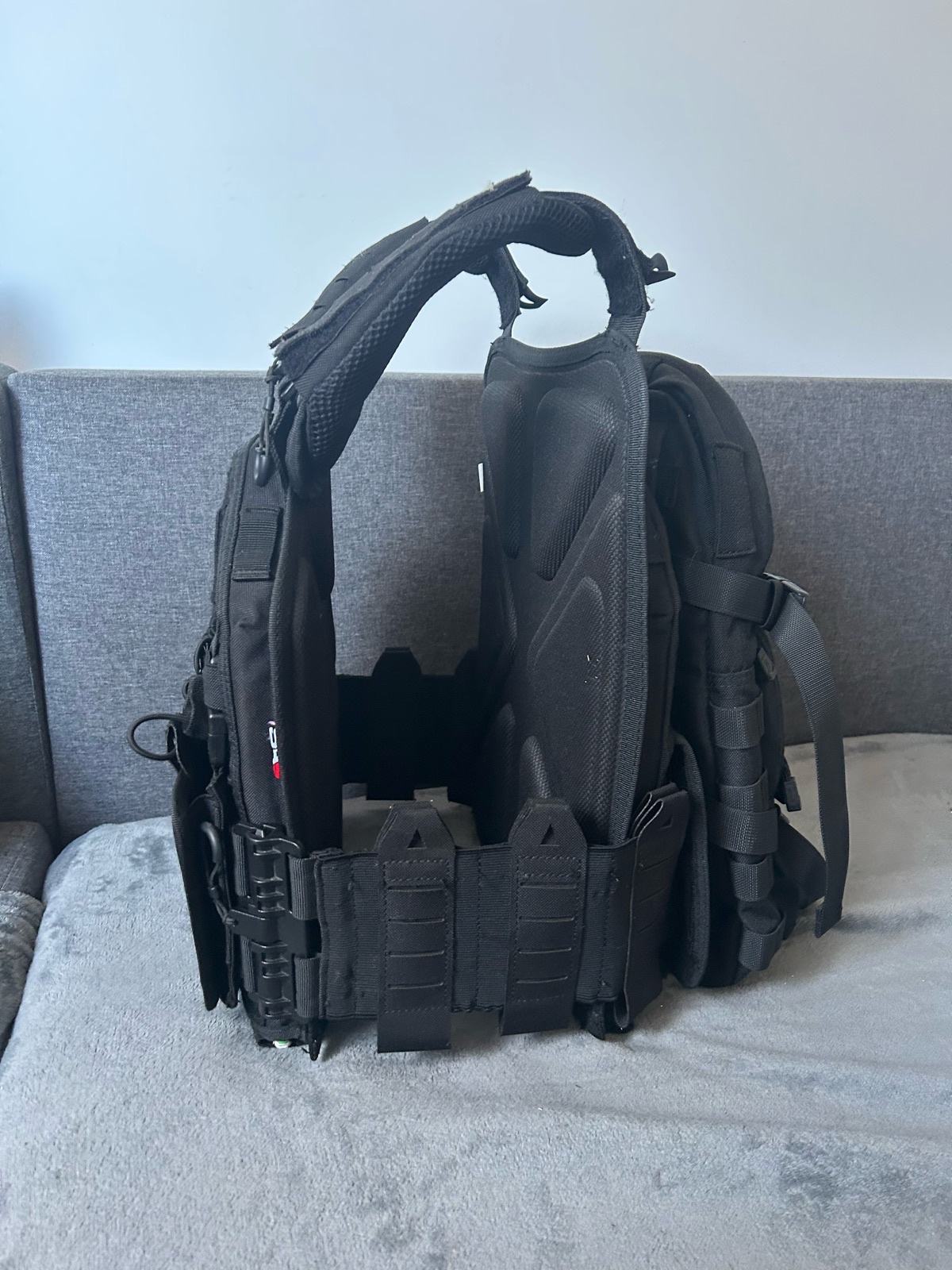 Airsoft plate carrier
