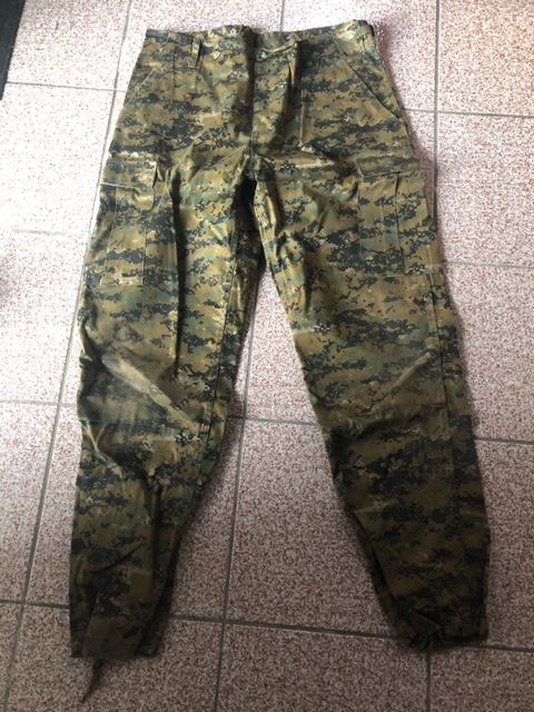 Uniforme več vrst