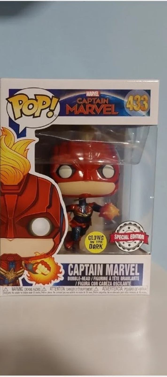 CAPTAIN MARVEL FUNKO POP 433
