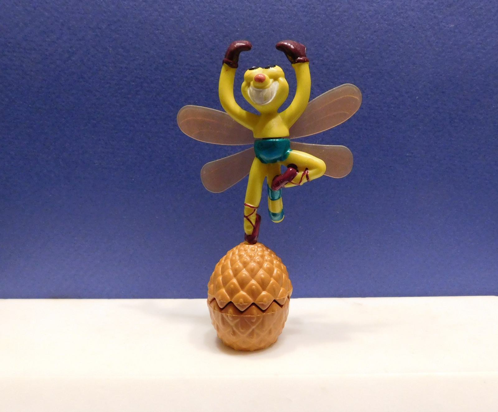 KINDER FIGURICA BALETKA