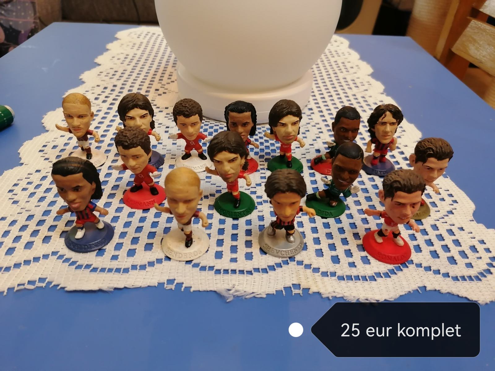 Kinder figurice