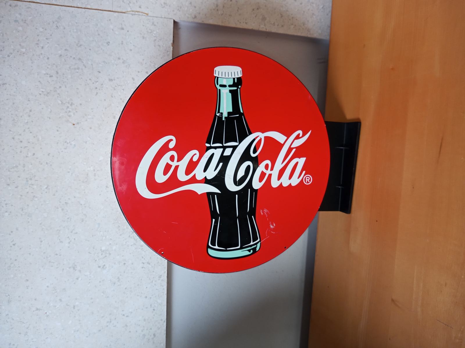 Coca Cola reklamna tabla