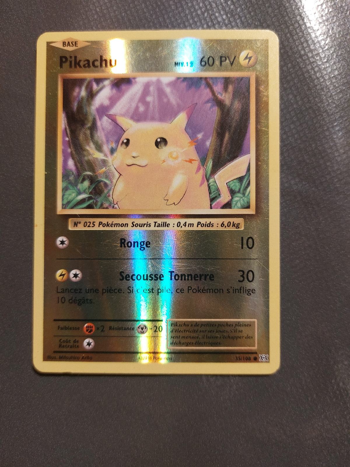 karta pokemon Pikachu holo