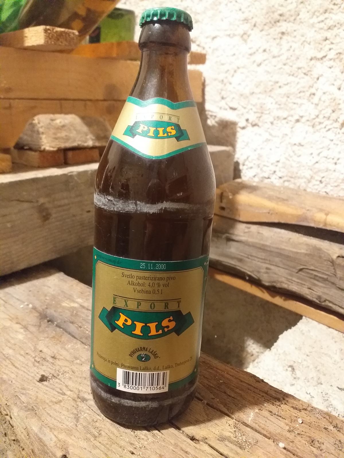 Pivo PILS LAŠKO iz leta 2000