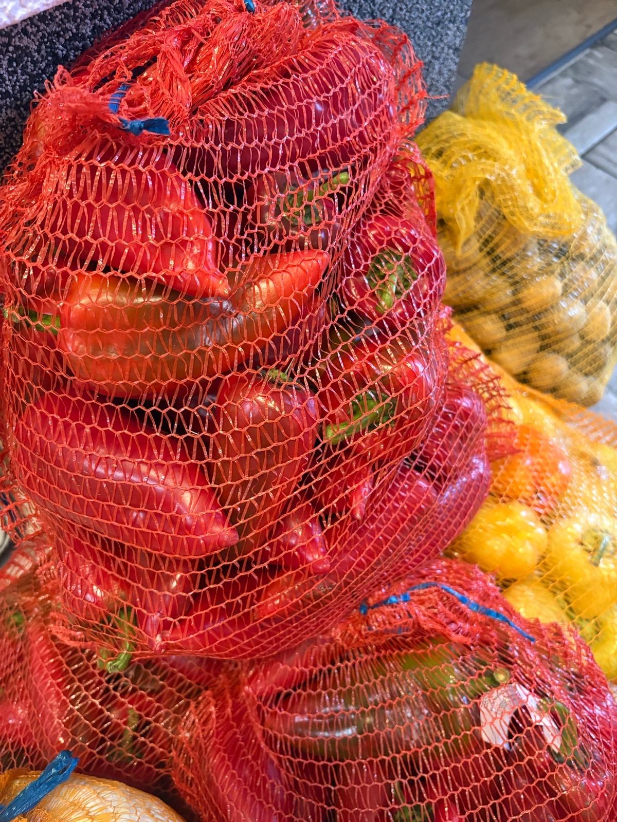 Domača paprika rdeča rumena