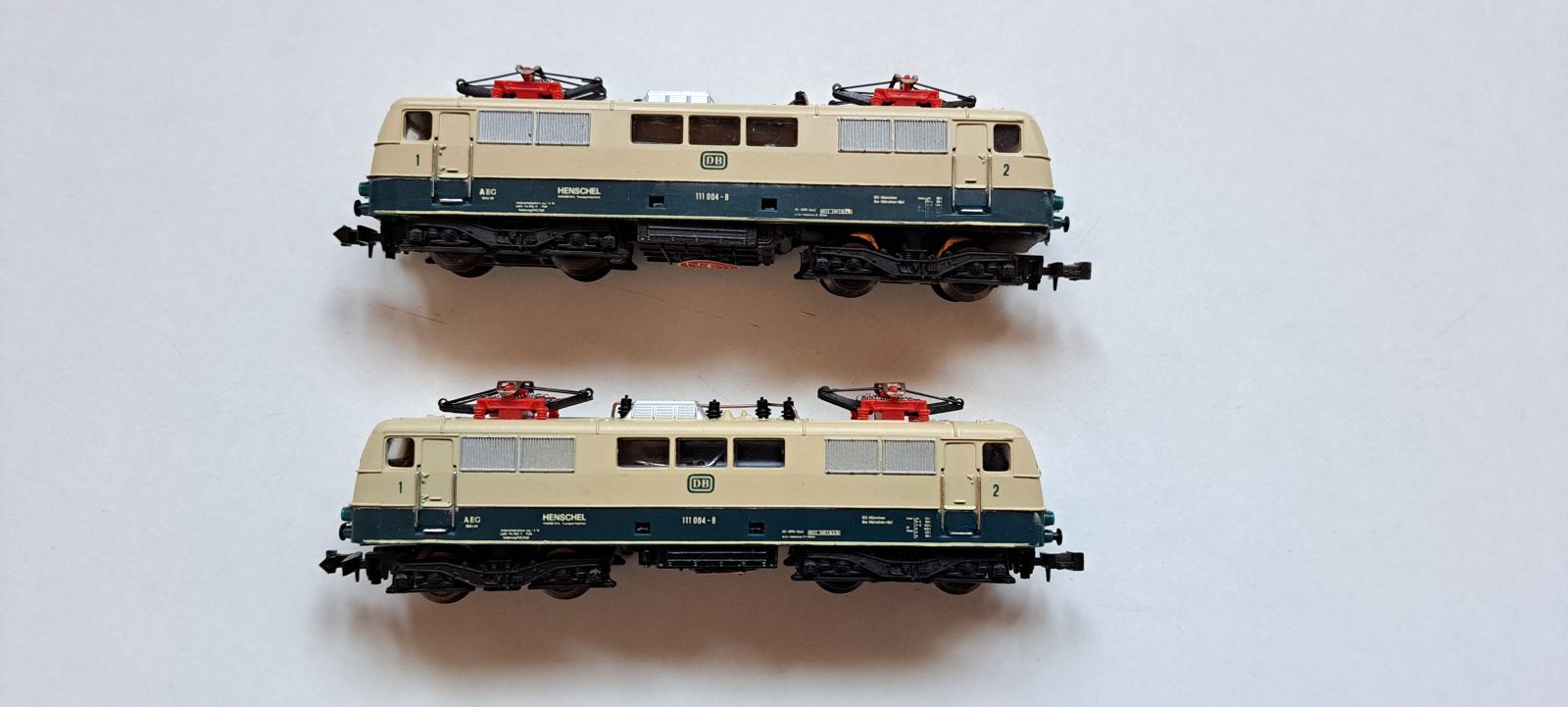 1:160 N sistem LIMA Br 111 004 8 električna lokomotiva 2 komada