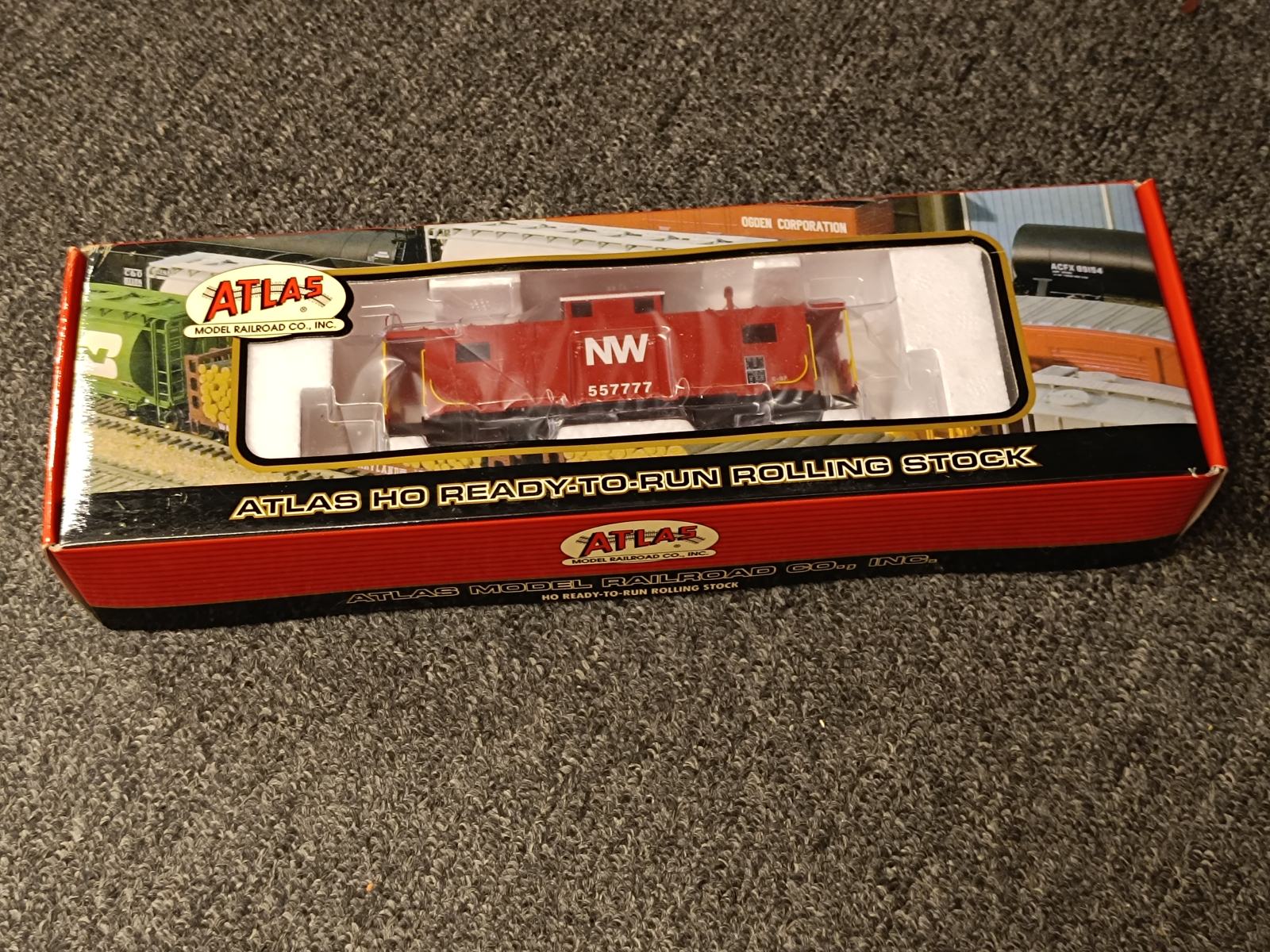 HO Atlas Ready to Run Caboose Norfolk Western #557777