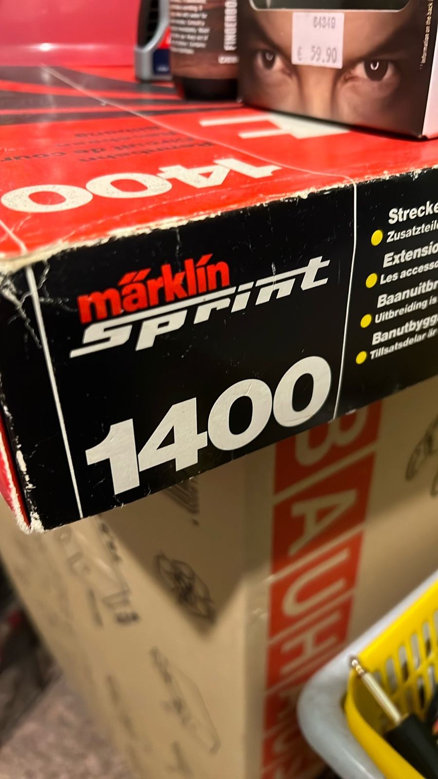 Merklin avtocesta s tremi avtomobilčki