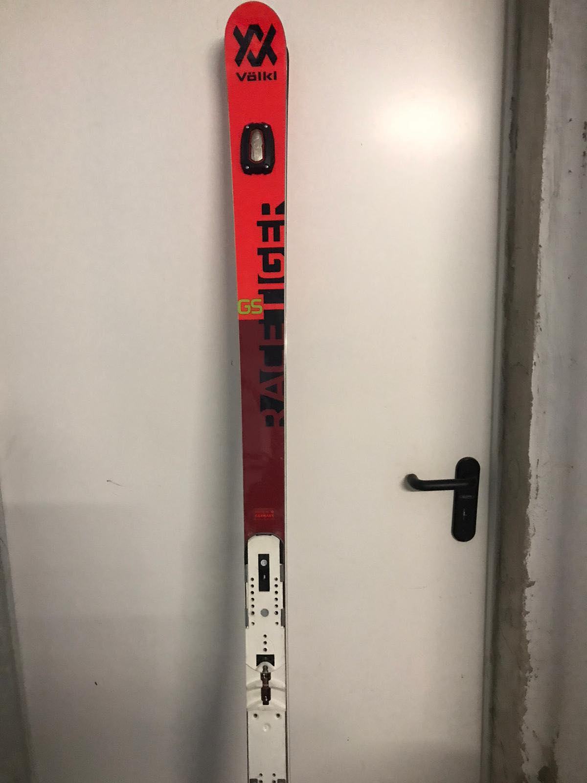 Volkl - Race tiger 188 (ženska WC smučka) - r30m
