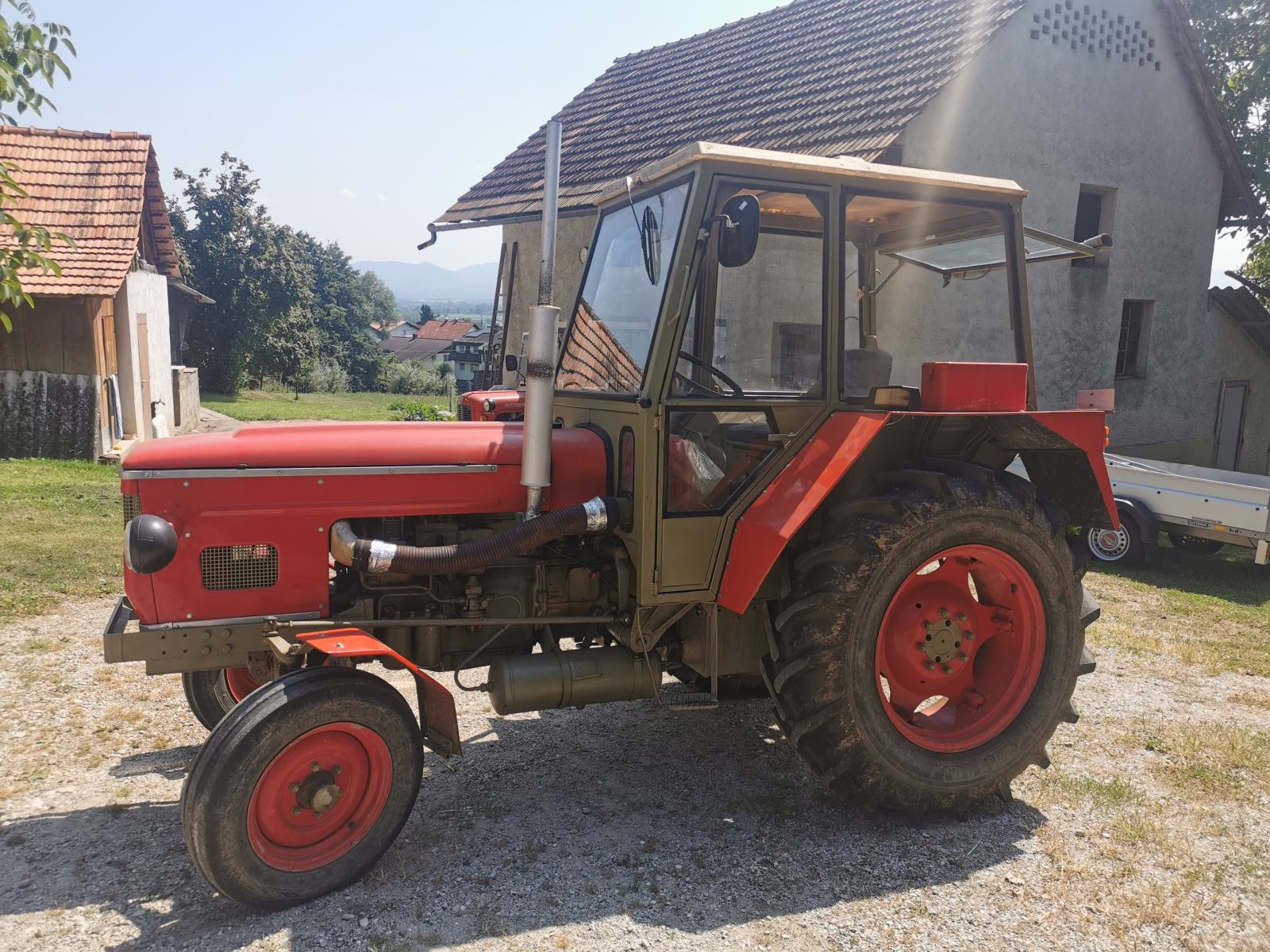 PRODAM traktor ZETOR