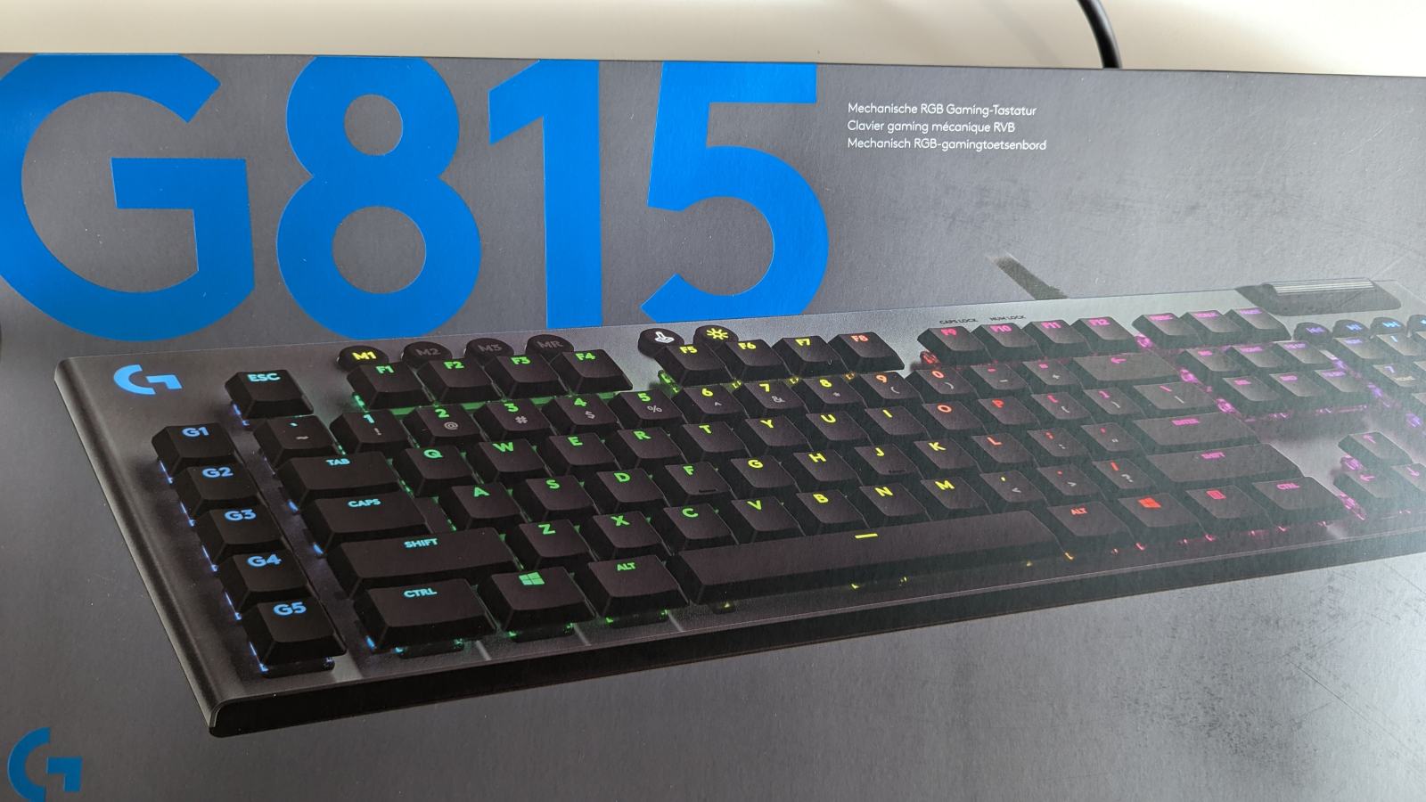 Logitech G815