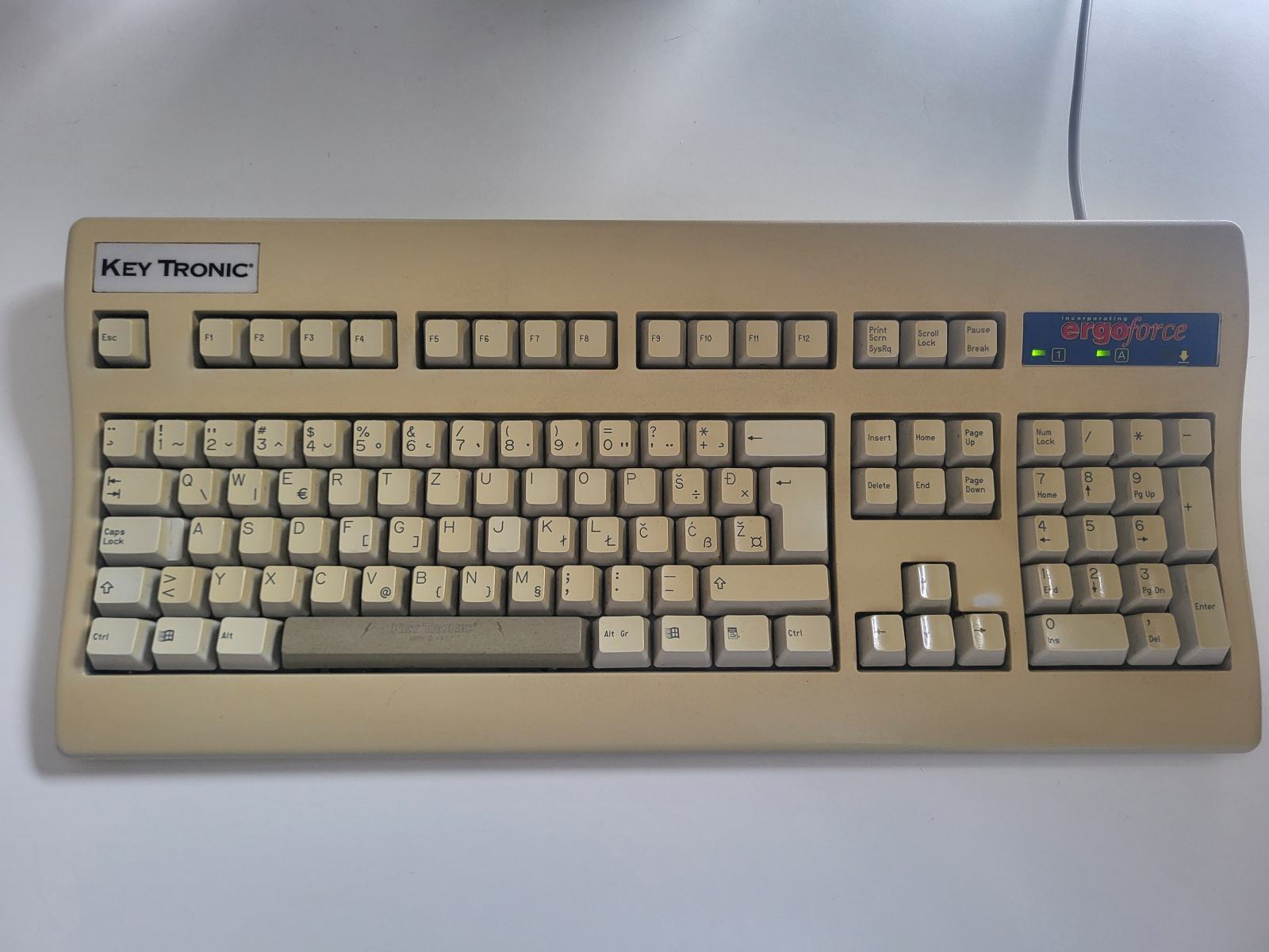 Retro vintage tipkovnica KEY TRONIC KT2001 ergoforce