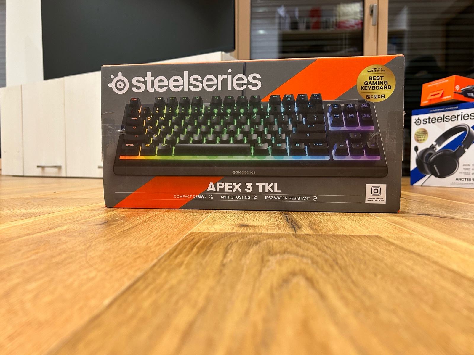 Tipkovnica steelseries apex3 TKL