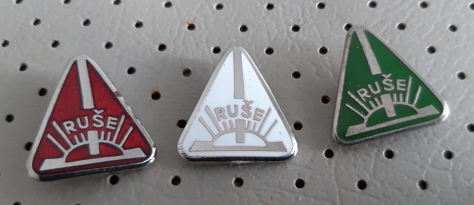 Značke Tovarna dušika Ruše emajlirane