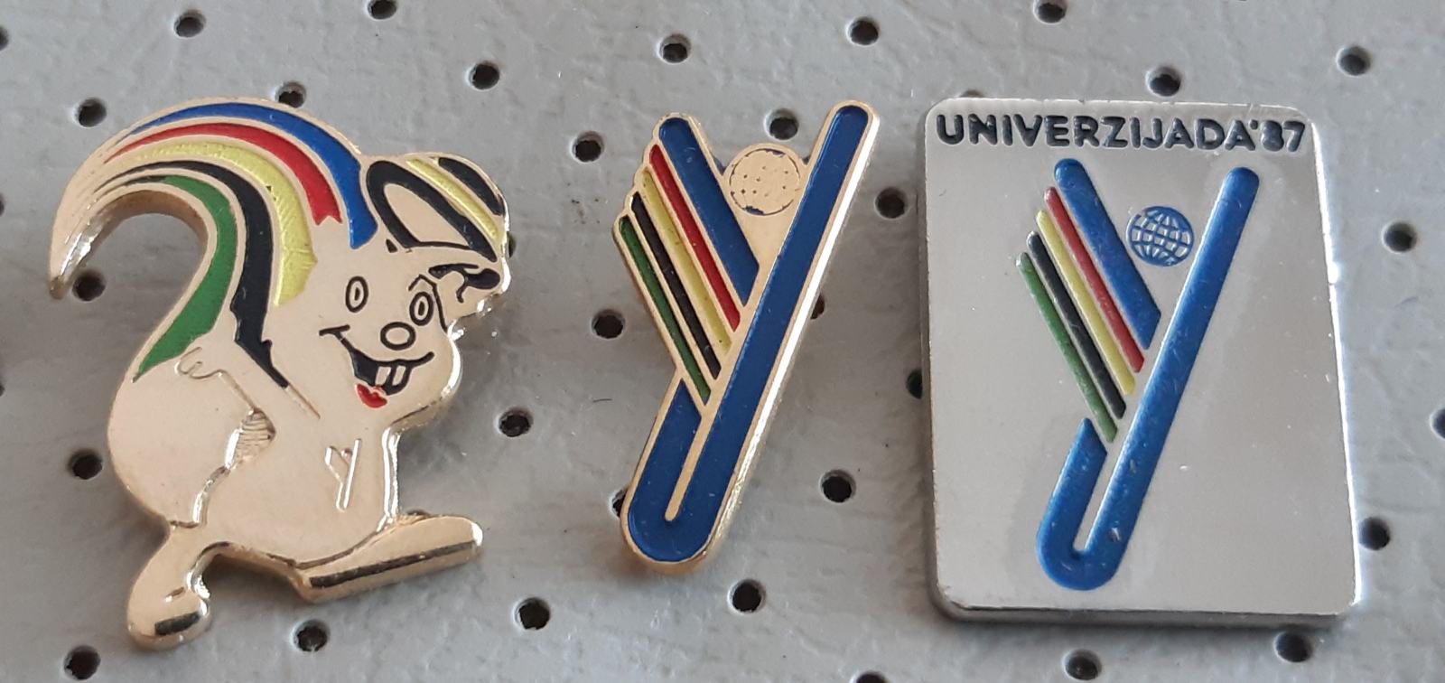 Značke Univerzijada Zagreb maskota Zagi in logo