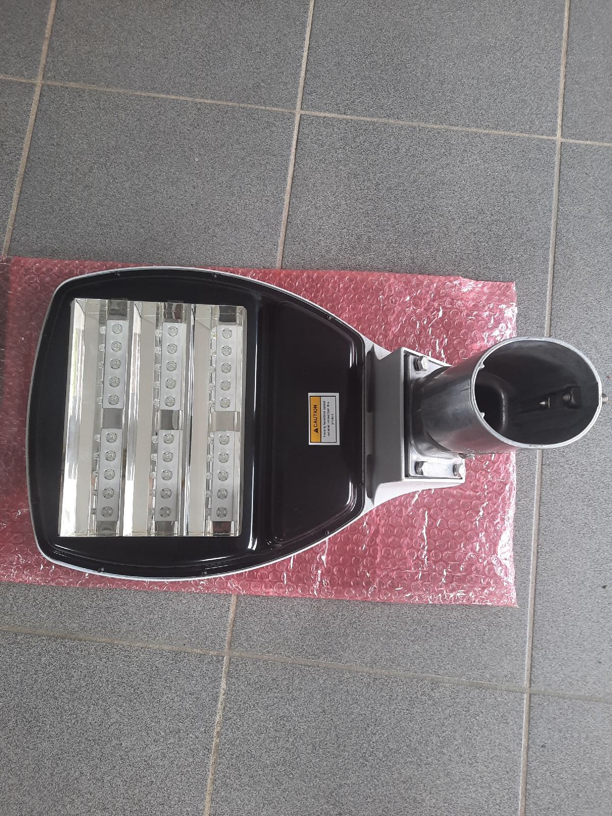 LED LUČ ULIČNA 100-250V 35W (150W)
