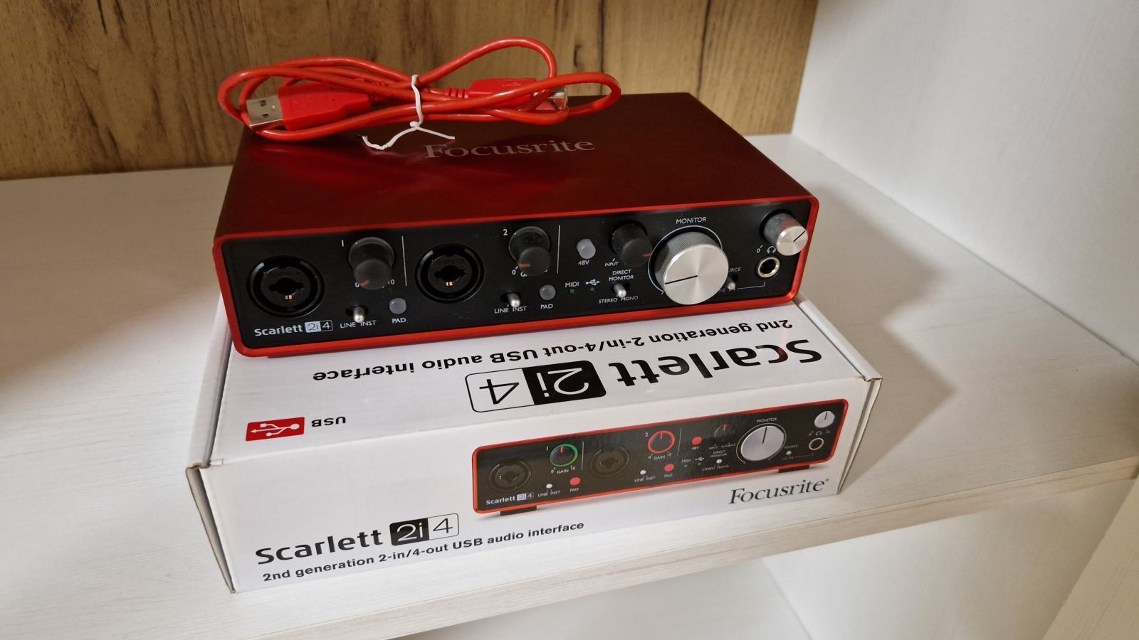 Focusrite Scarlet 2i4 USB Audio Interface 2nd Generation